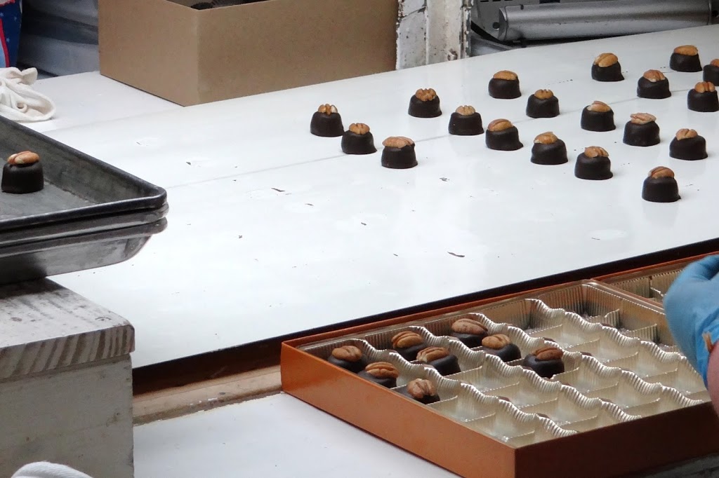 A Taste of Kentucky Tradition - Ruth Hunt Woodford Reserve Bourbon ...