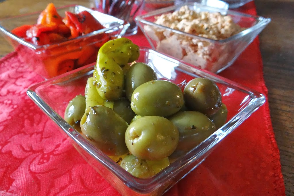 Whip Up a Star-Studded Red Carpet Snack Table in Under 30 Minutes # ...