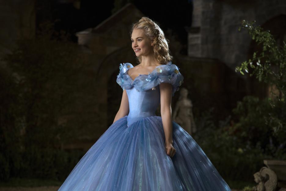 Be kind and wear a great dress! Celebrating the style of Disney's ...
