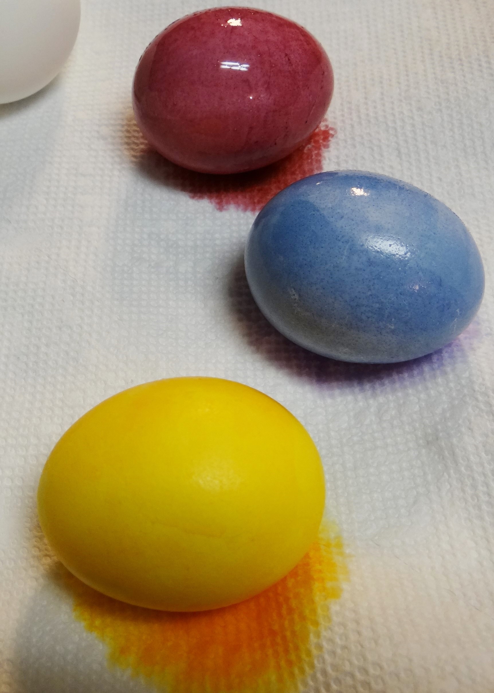 Quick & Easy DIY Natural Egg Coloring | ColorKitchen Rural Mom